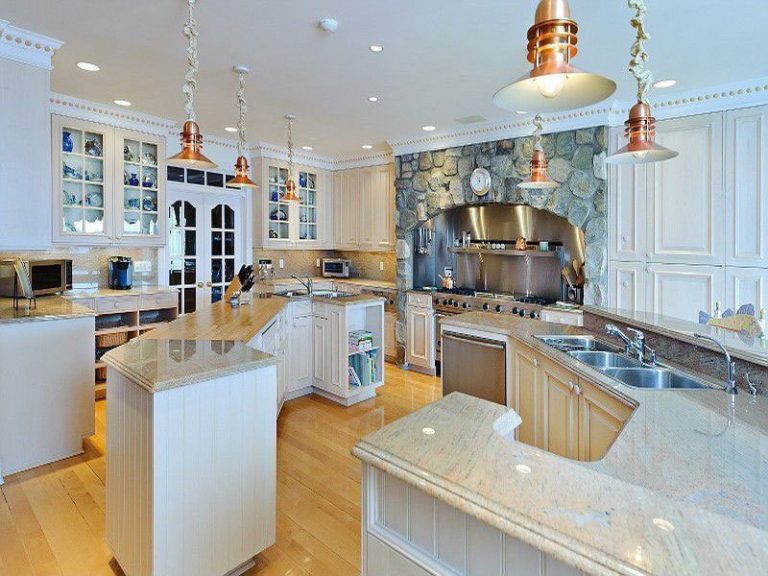 Colonial White Granite Countertops (Pictures, Cost, Pros and Cons)