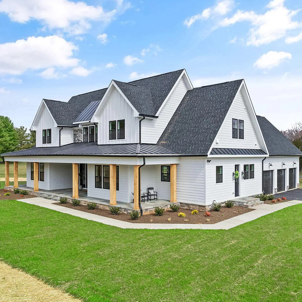 10 Beautiful Farmhouse Exteriors for Curb Appeal Inspiration